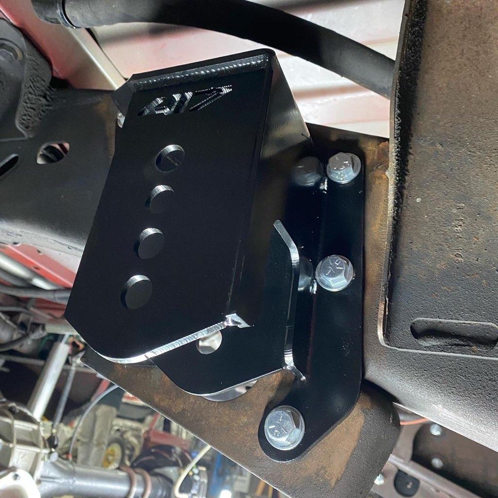 Chevy 1999-2007 Full Size Leaf Spring Boxes – 417 Motorsports